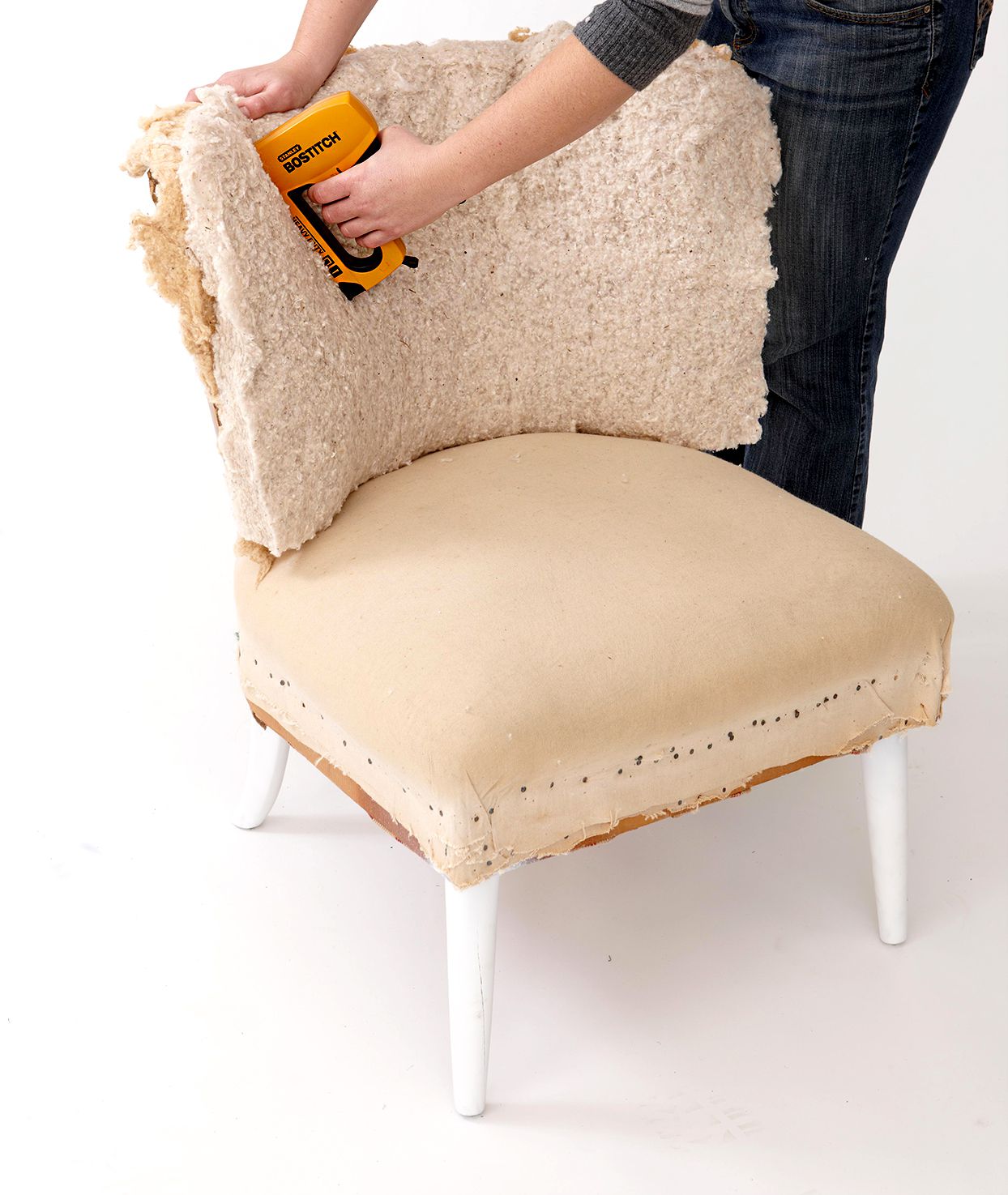 Do it Yourself: Upholstering The Chairs - Edition Time