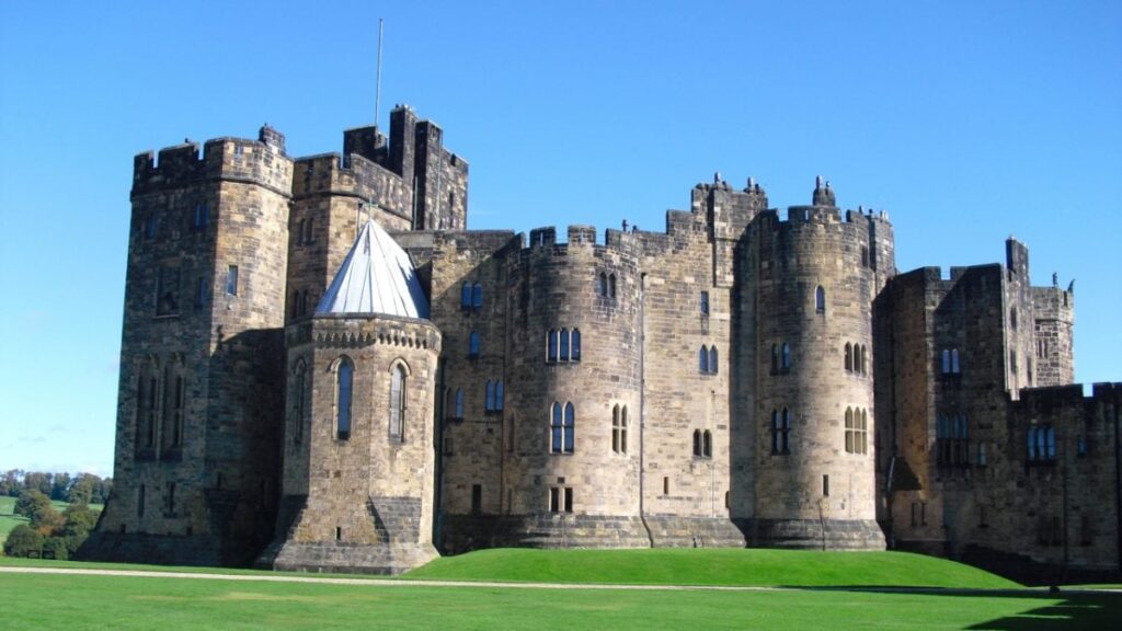 Is Harry Potter Castle Real? Exploring the Magic Behind Hogwarts ...